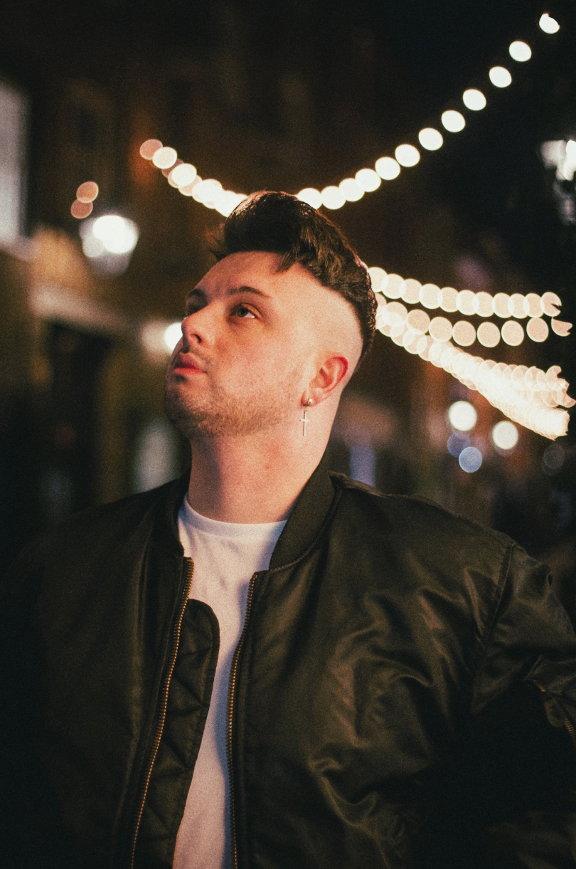 Yesterday, le nouveau single de Martin Yates est à écouter absolument ...