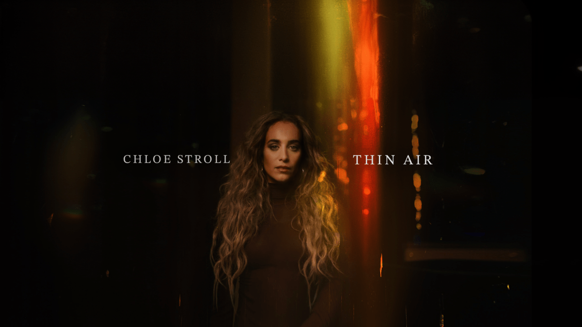 La Chanteuse et Compositrice Canadienne Chloe Stroll Dévoile son ...