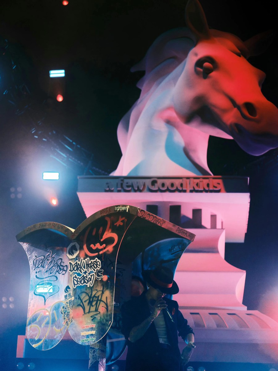 MASIWEI en Tournée Européenne : L’Artiste Révolutionnaire du Hip-Hop ...